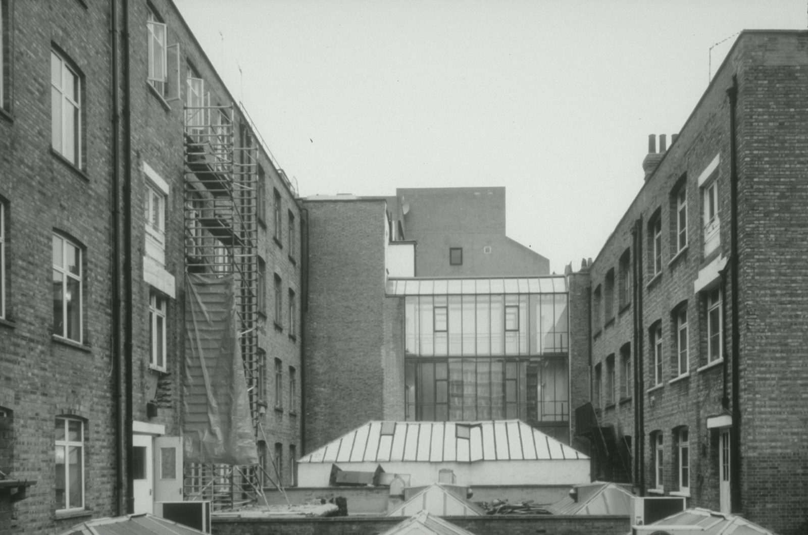Discover the AJBL: Talkback London by Henley Halebrown Rorrison, 2001