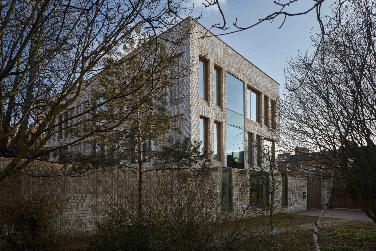 Jestico + Whiles completes IWM headquarters using modular construction