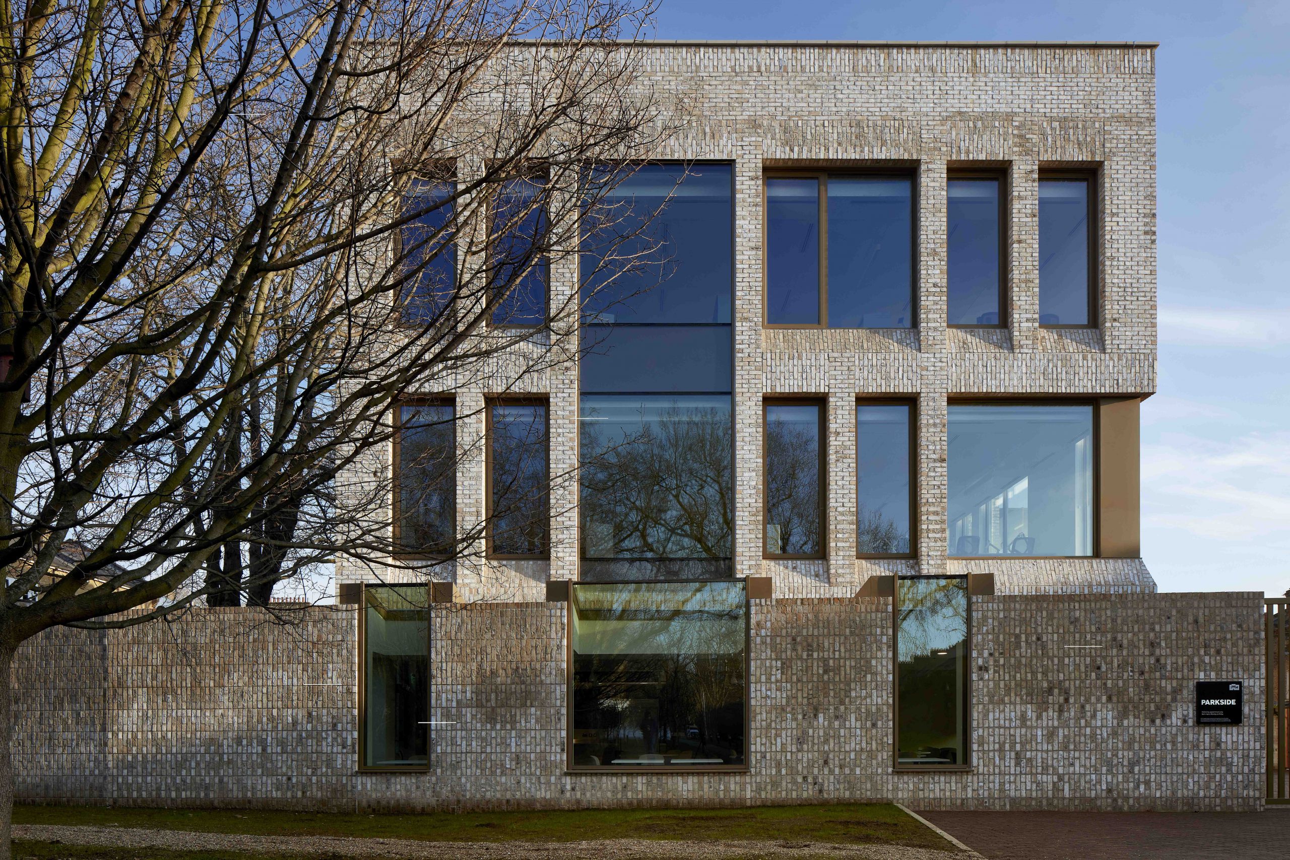 Jestico + Whiles completes IWM headquarters using modular construction