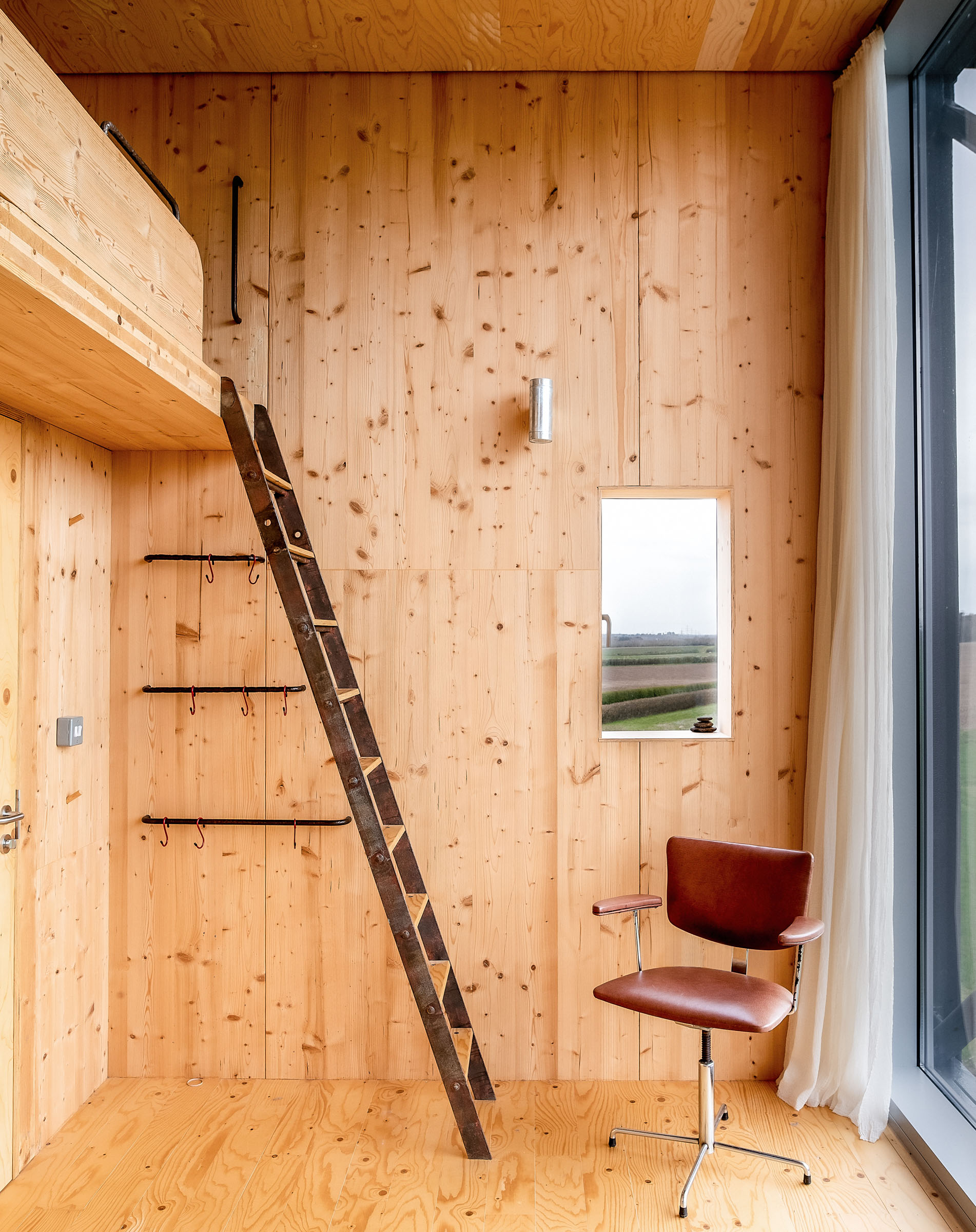 Tank top: Water Tower restoration and conversion by Tonkin Liu