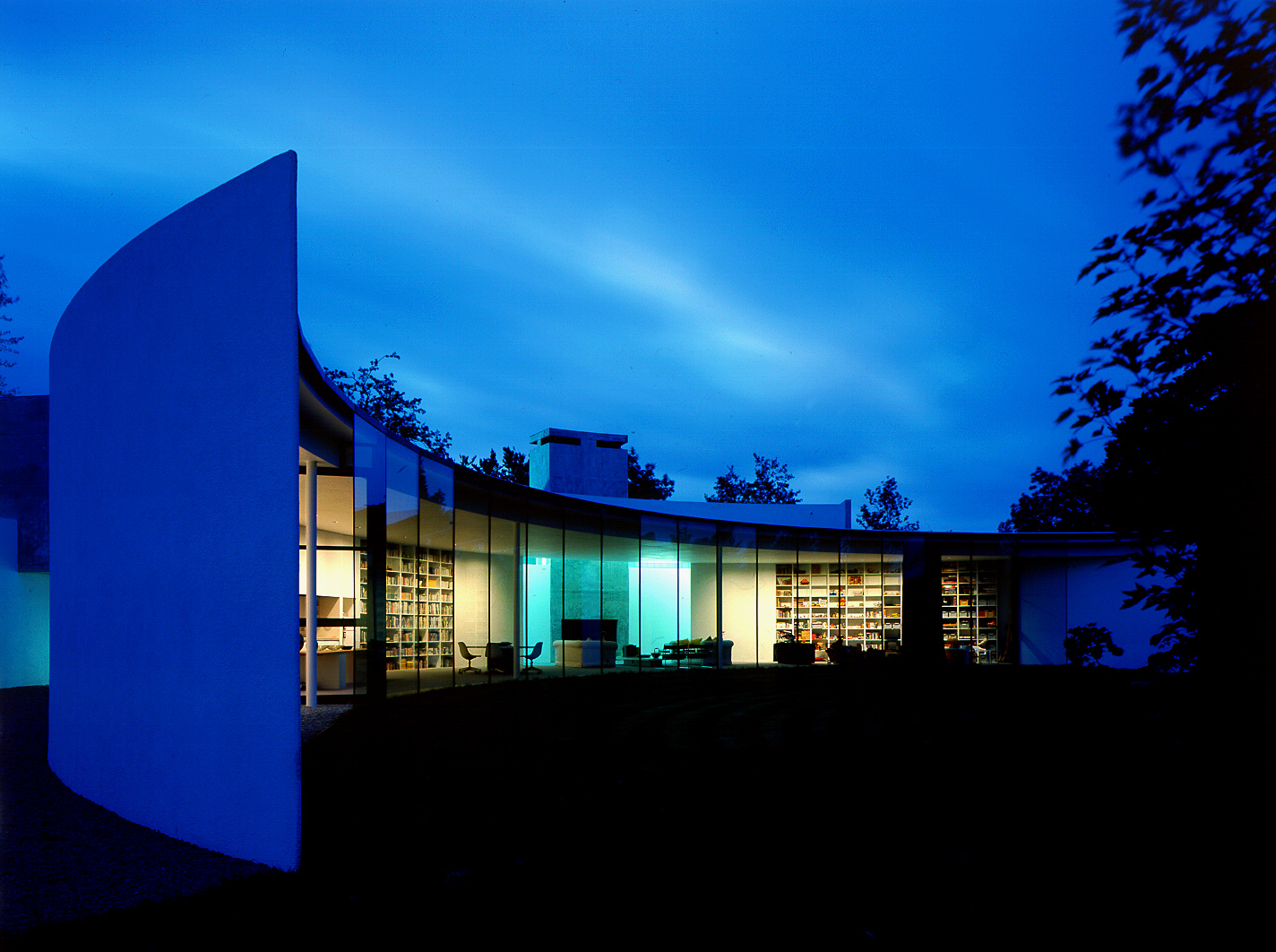 Discover the AJBL: Crescent House in Wiltshire by Make Architects, 1997