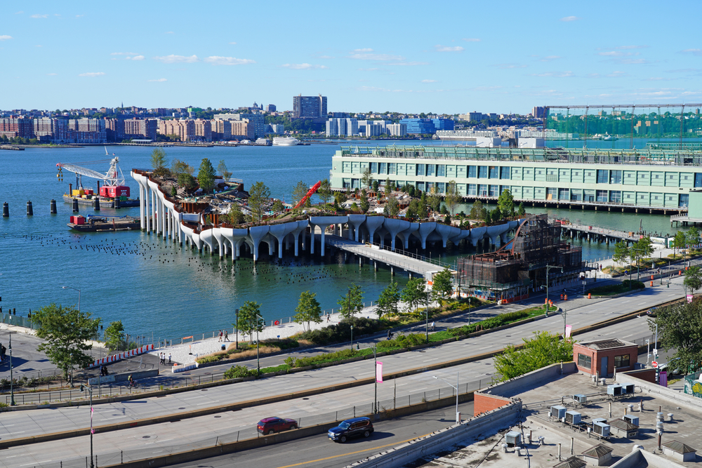 Heatherwick Studio’s New York pier park opens to the public