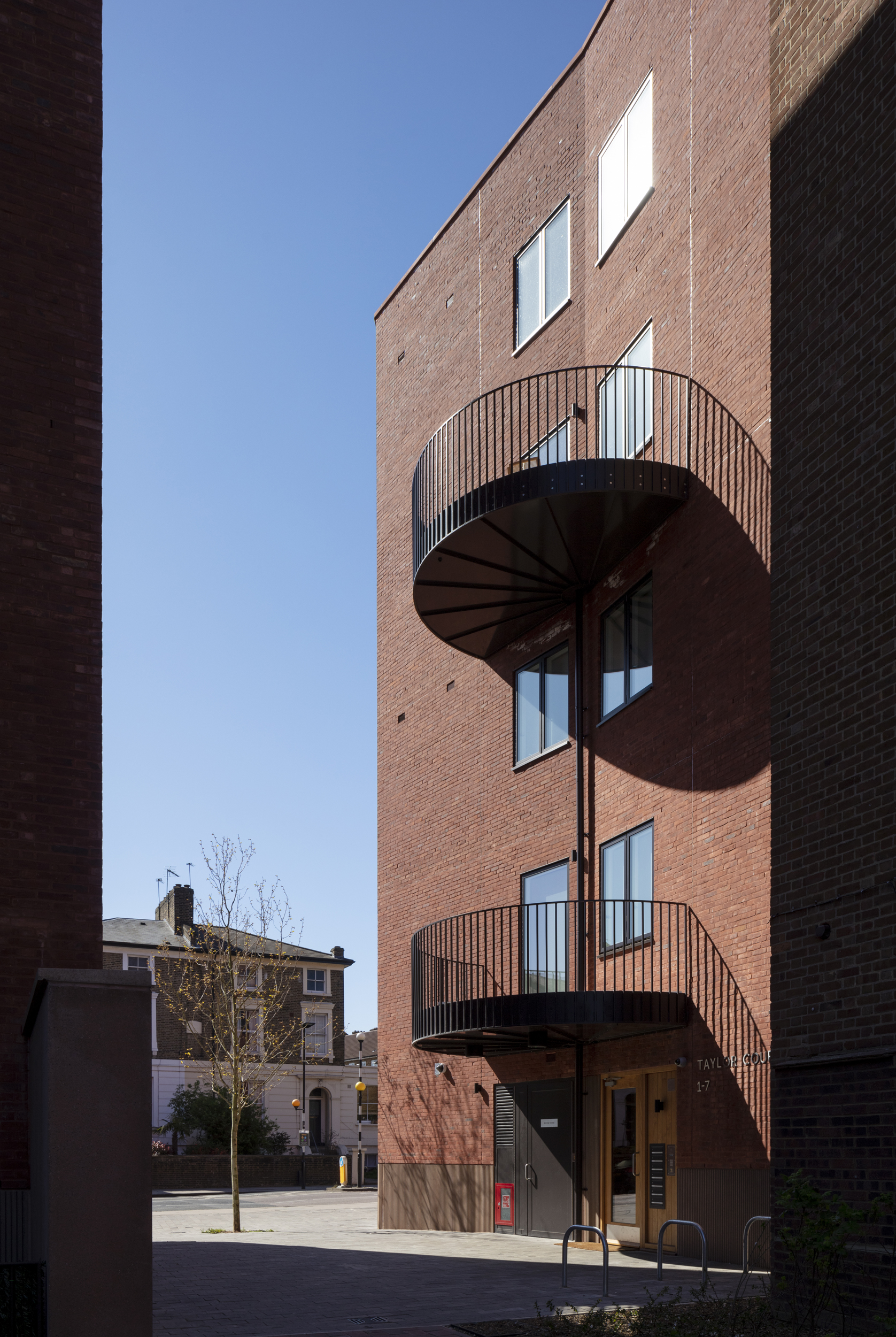 Habitable façades: Hackney housing blocks by Henley Halebrown