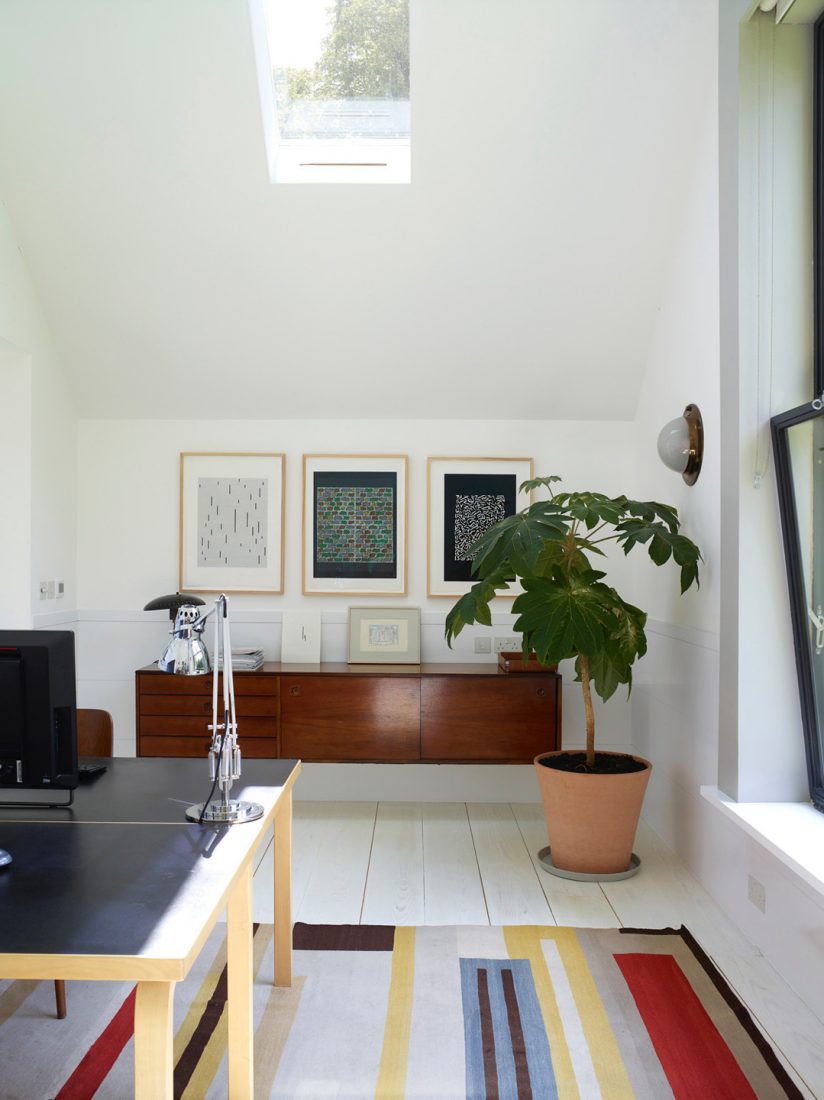 Barbara Weiss reworks and extends her own house in Wiltshire