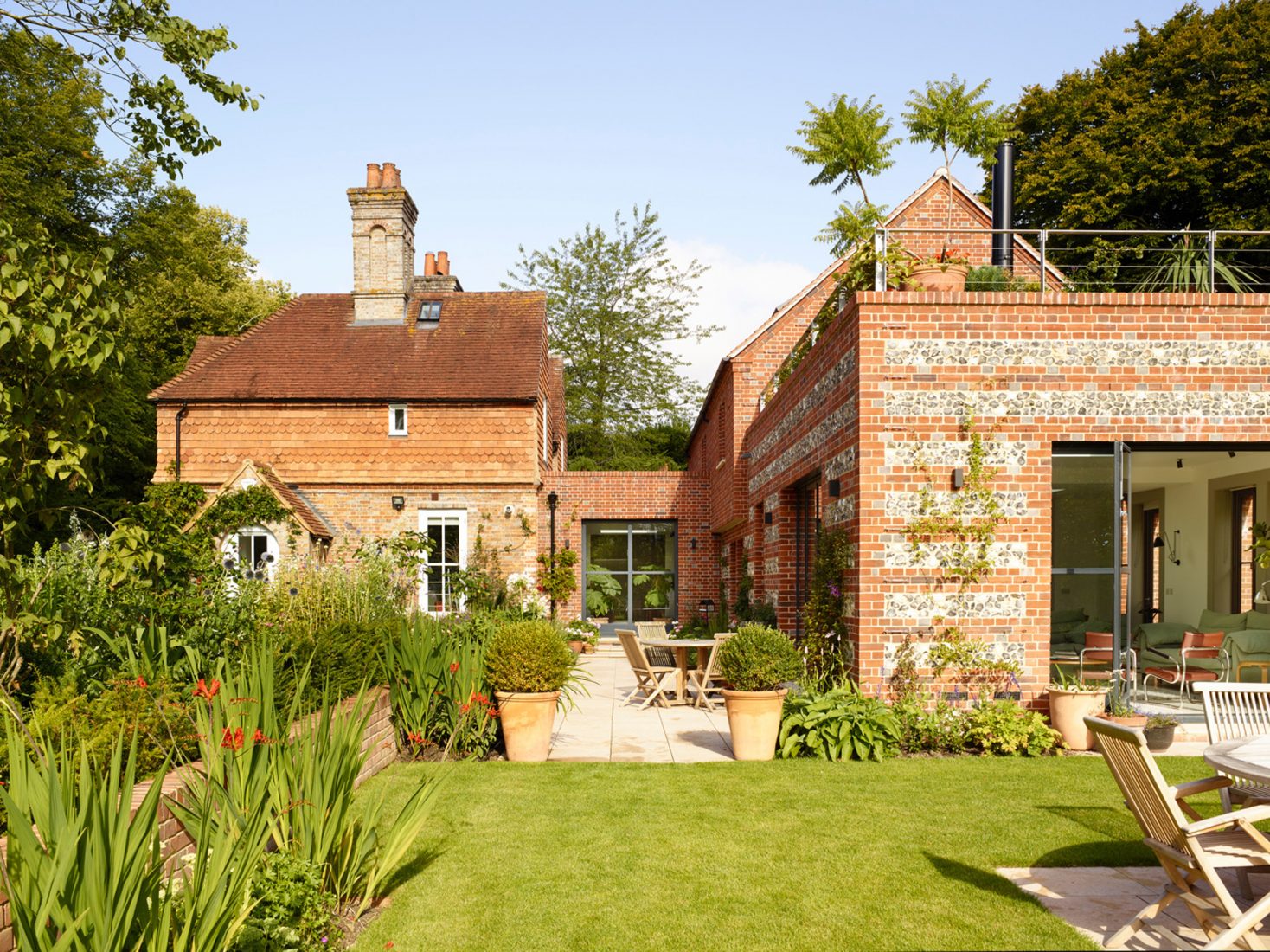 Barbara Weiss reworks and extends her own house in Wiltshire