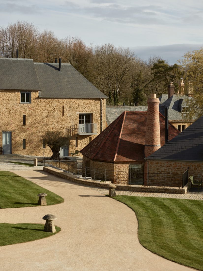 Richard Parr Associates converts farm buildings as extension to ...