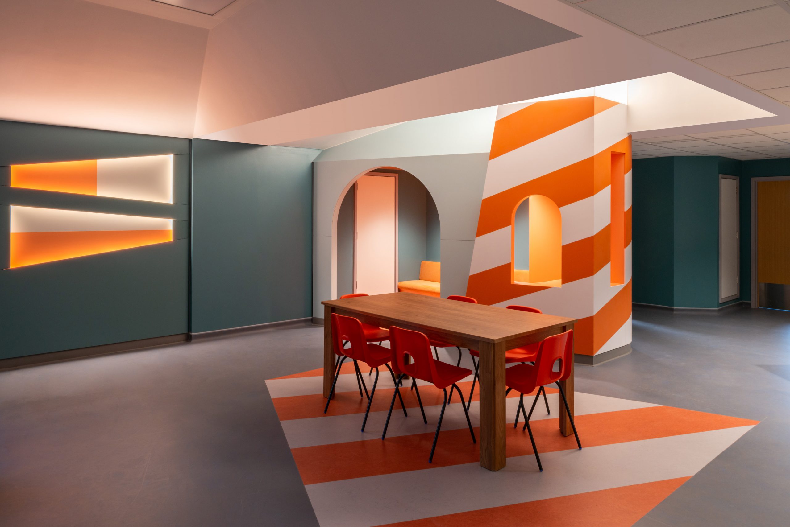 Projects Office completes colourful mental health unit in Edinburgh