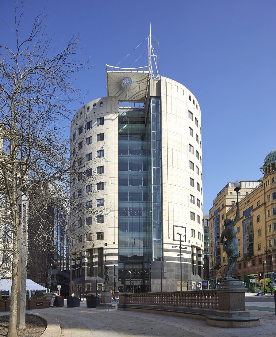 tp bennett transforms 1980s Leeds offices into new workspace