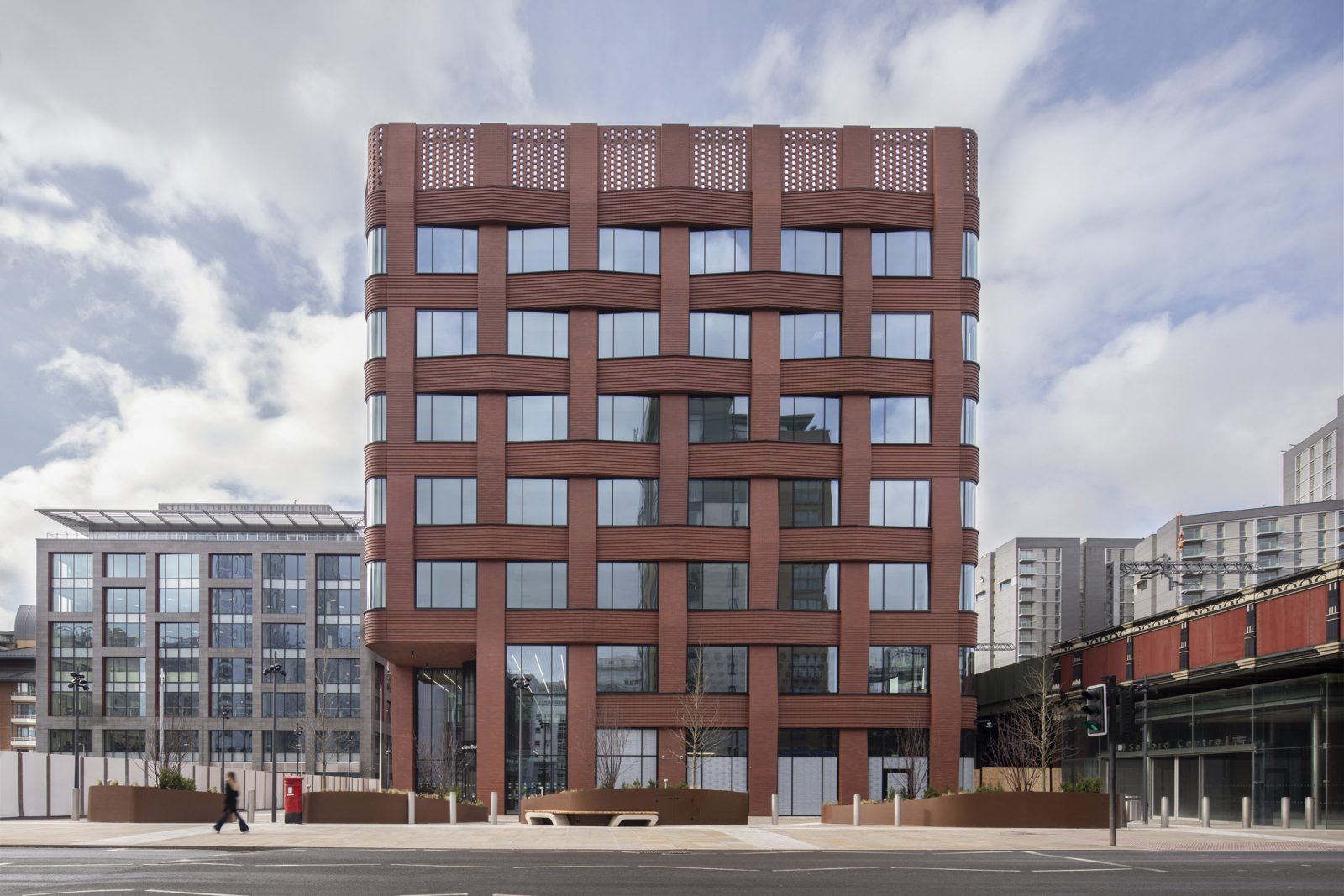 Make completes ‘woven’ building for HMRC in Salford