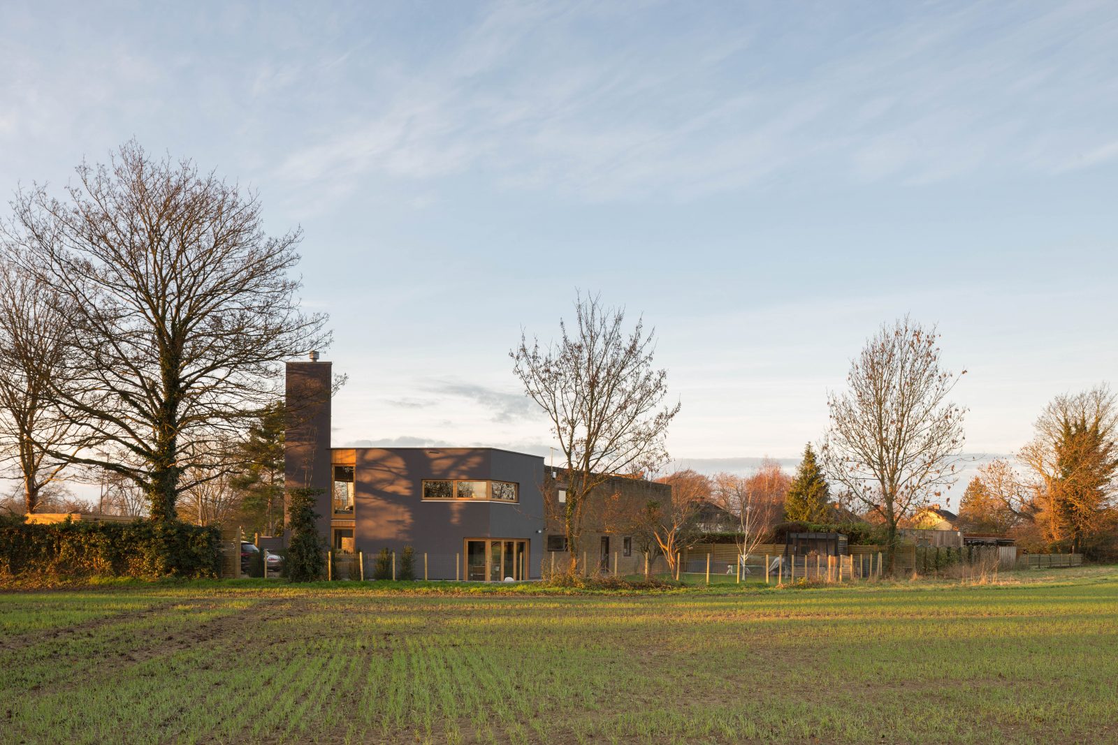 Marks Barfield’s Cambridge mosque wins three RIBA East awards