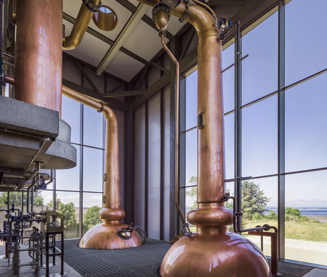 Barthélémy Griño designs glazed ‘lighthouse’ tower for Scottish distillery