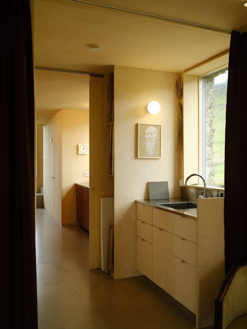 Studio Bua turns Icelandic barn into artist’s studio