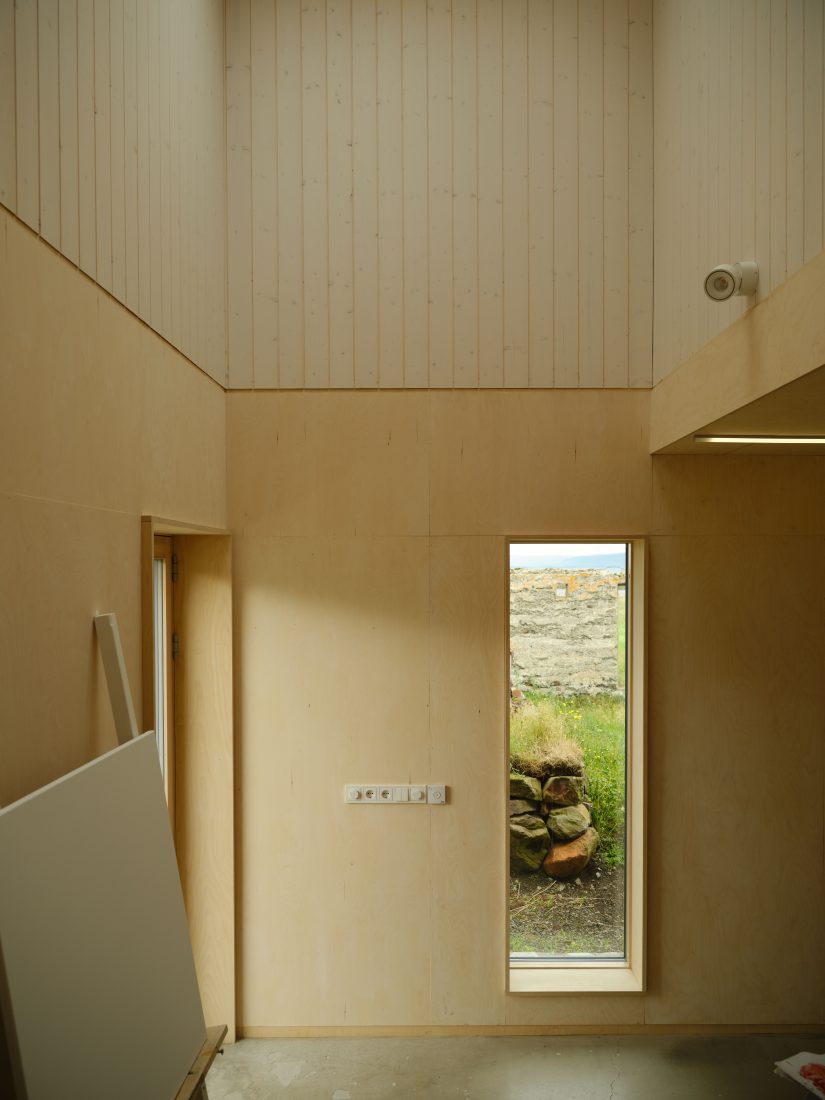 Studio Bua turns Icelandic barn into artist’s studio