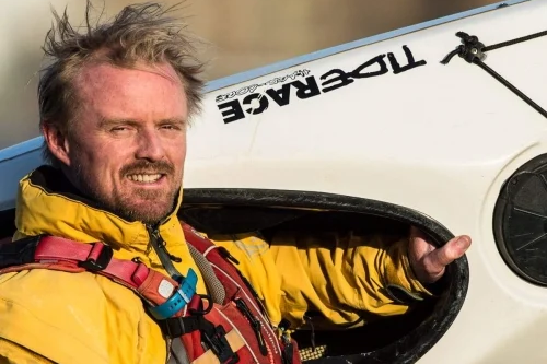 ‘Inspiring’ architect who kayaked the Shipping Forecast dies aged 40