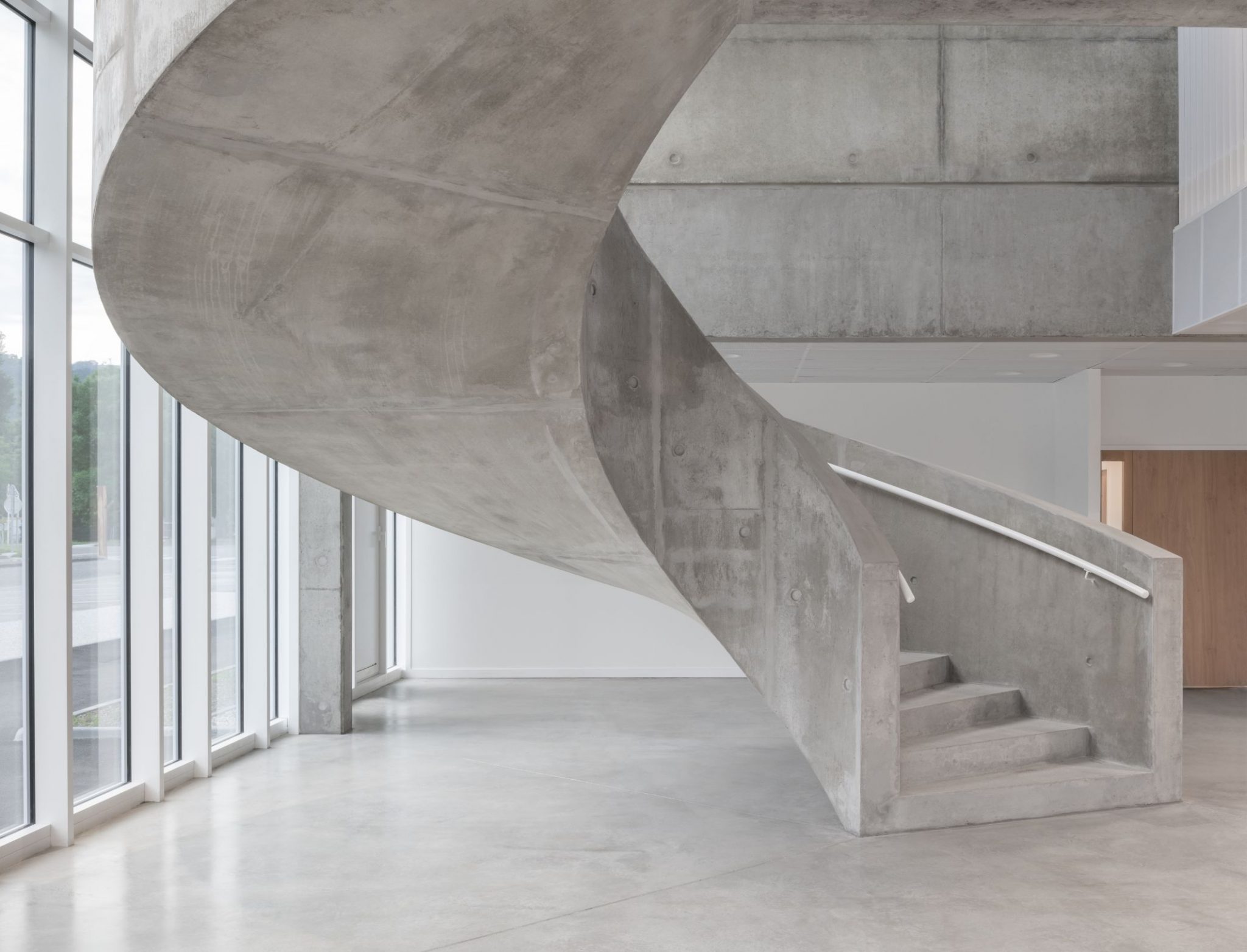Levitt Bernstein and TKMT architectes complete neutron research facility