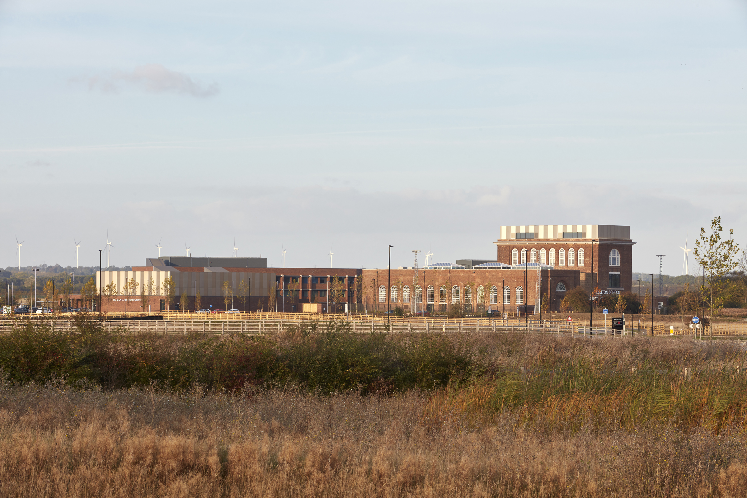 Rugby Radio Station transformed into school by van Heyningen and Haward