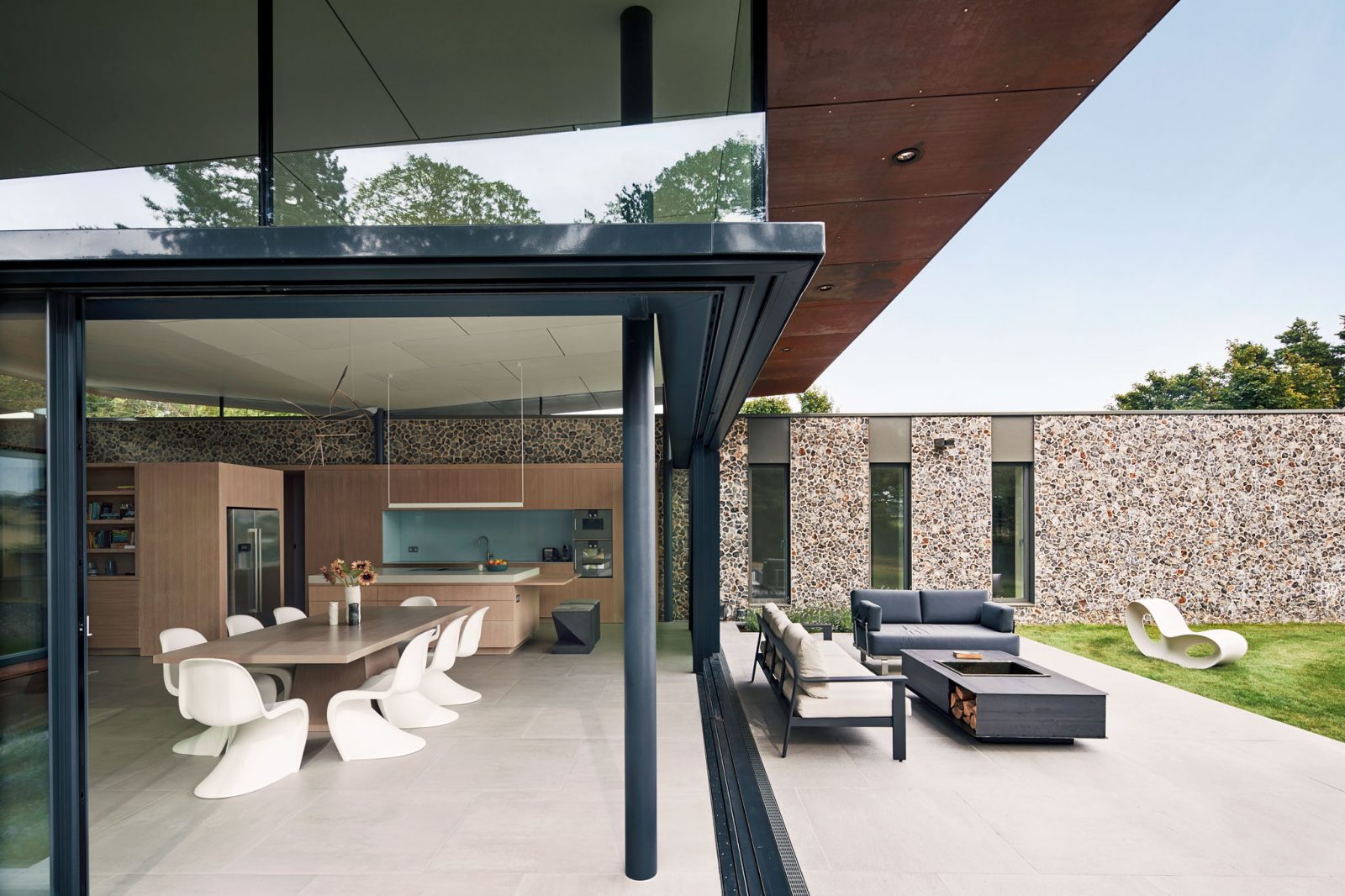 Case study: Coast House by Hudson Architects