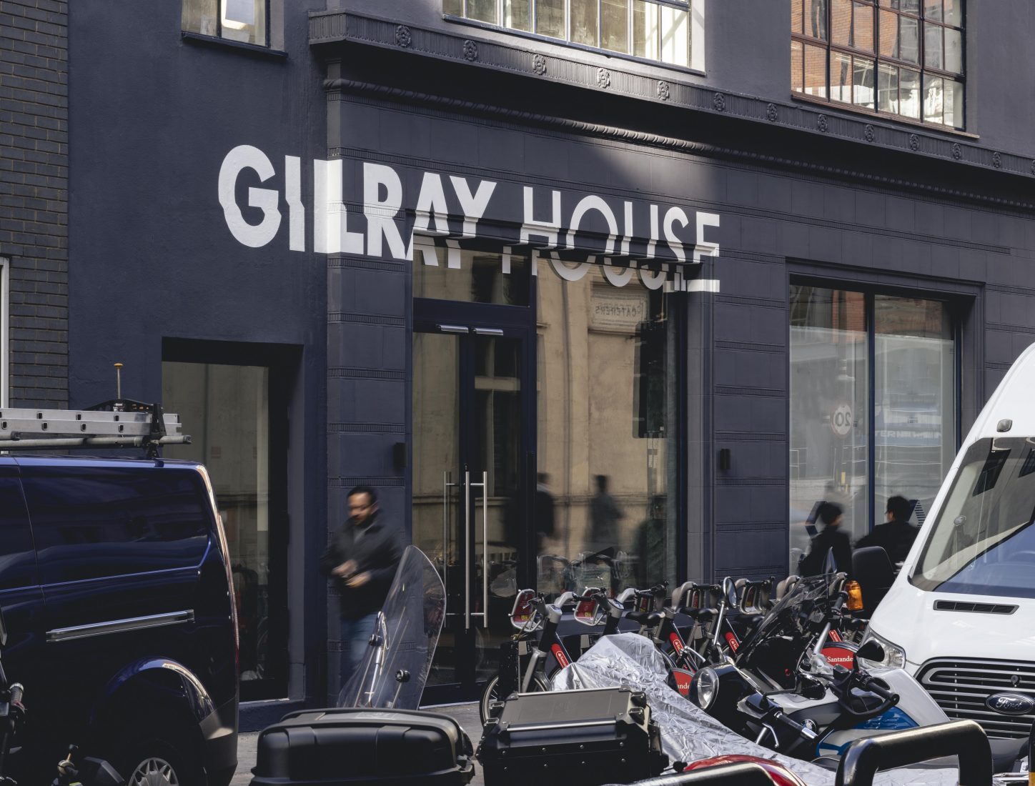 HUT retrofits Art-Deco building in east London