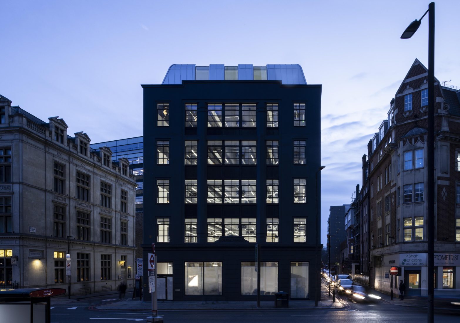 HUT retrofits Art-Deco building in east London