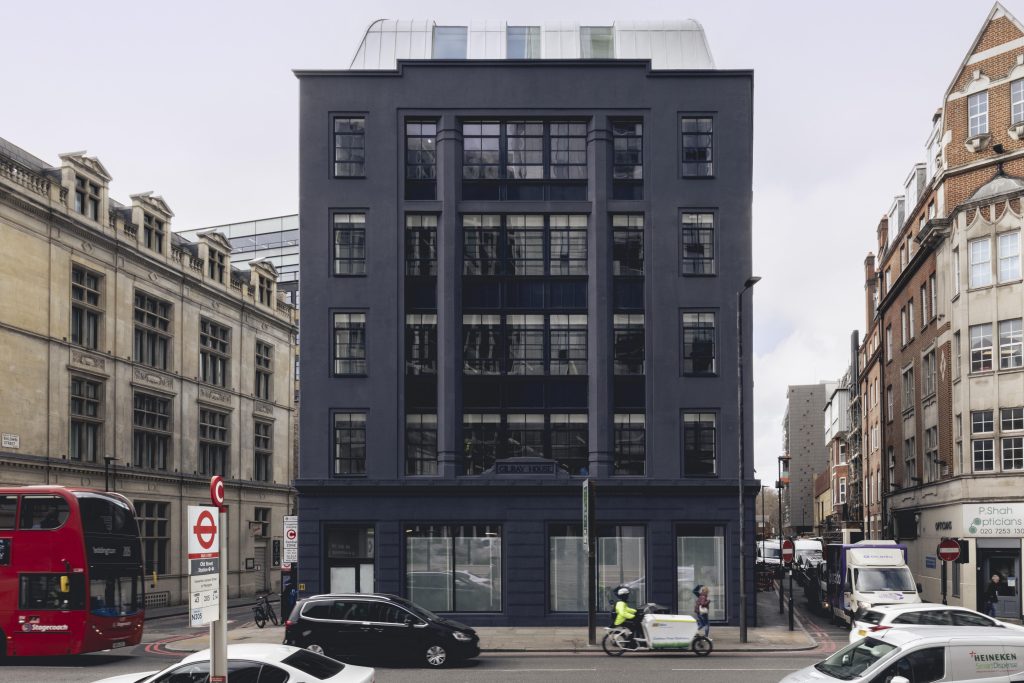 HUT retrofits Art-Deco building in east London