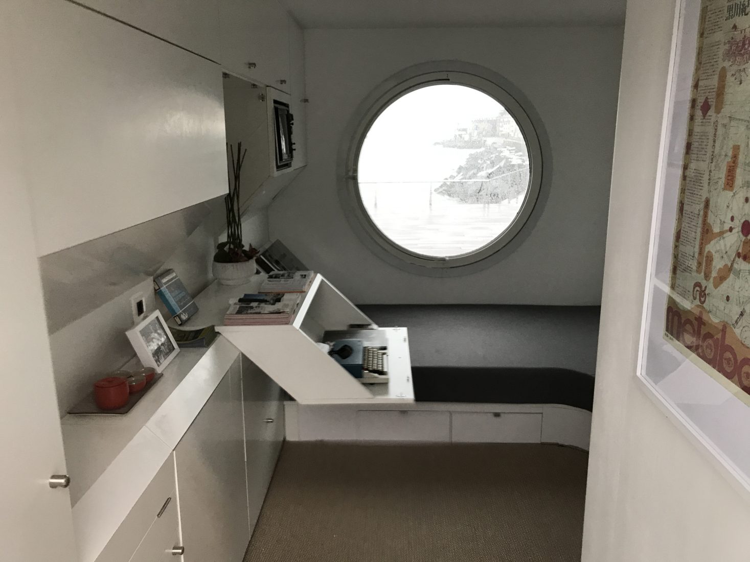 Kurokawa’s 1972 Nagakin Capsule Tower to be demolished this week