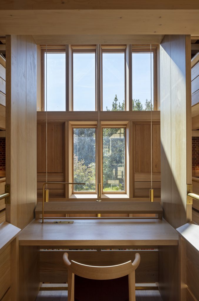 From modern to timeless: Níall McLaughlin’s Magdalene College Library