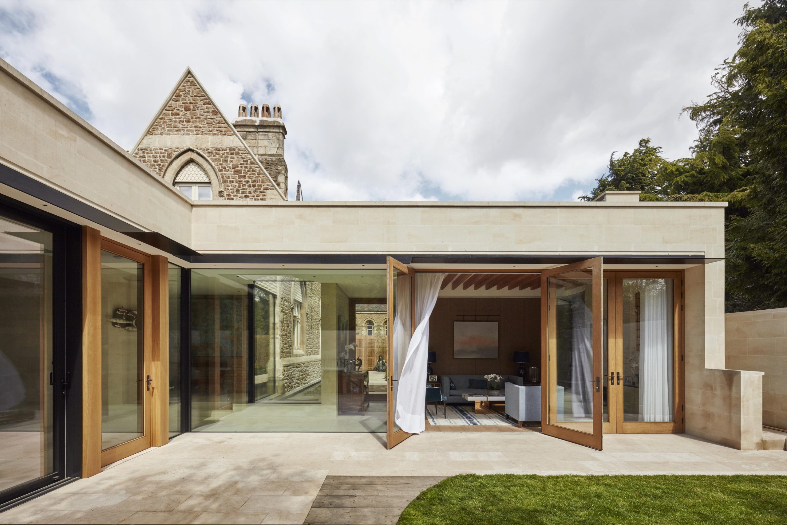 Case study: The Lodge by Simon Gill Architects