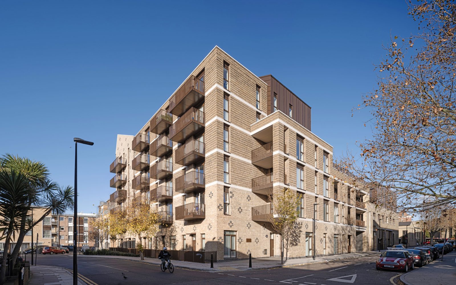Metropolitan Workshop incorporates 1930s factory façades into ...