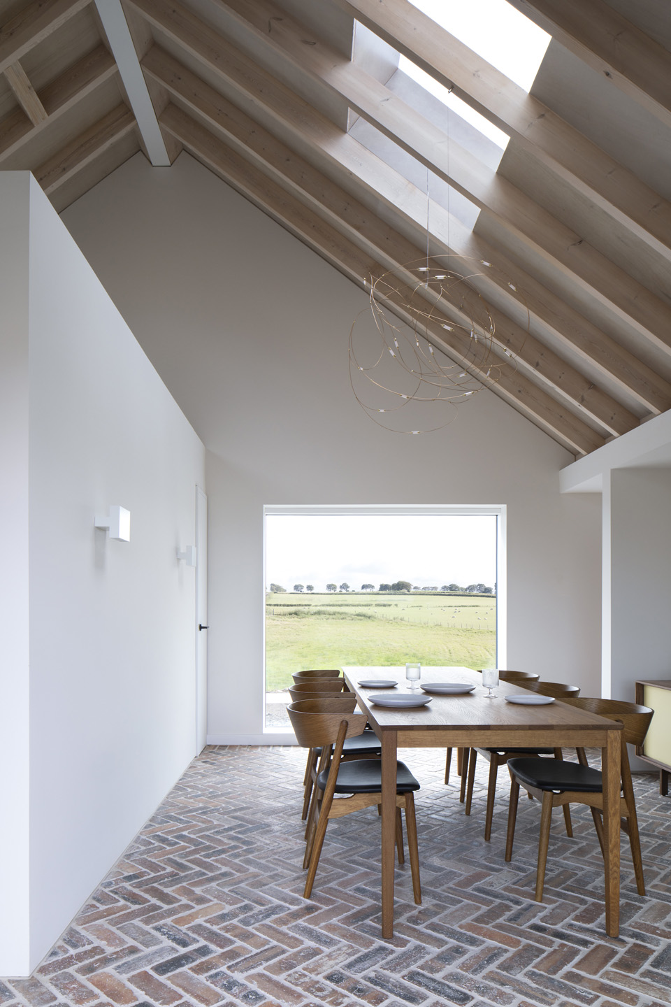 Loader Monteith designs farmstead home in South Lanarkshire