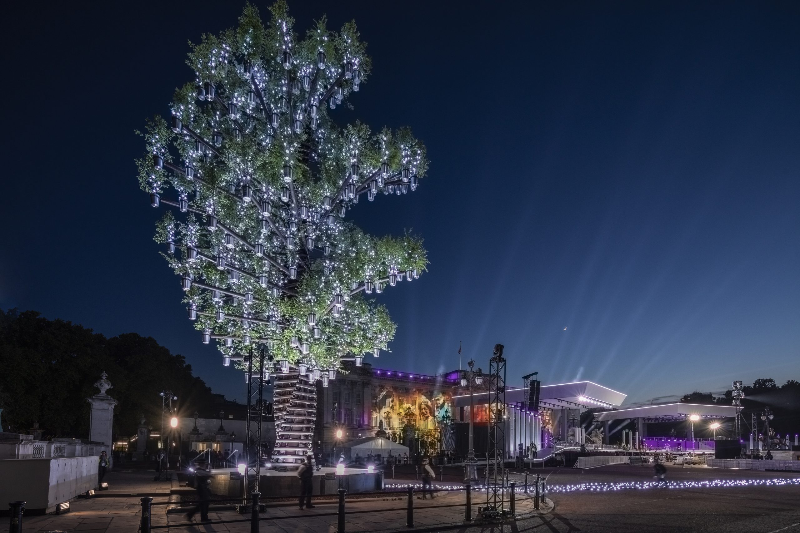 ‘Contorting nature’ – commentators react to Heatherwick’s Tree of Trees