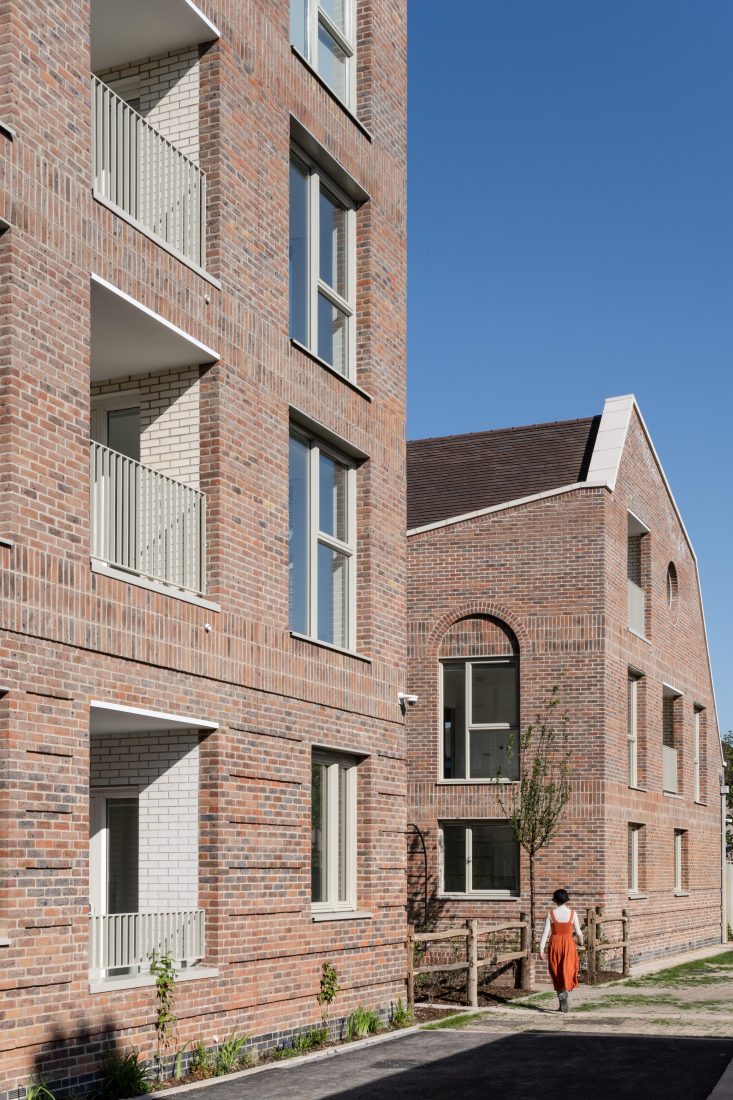 Archio completes villa-style housing on the Becontree Estate