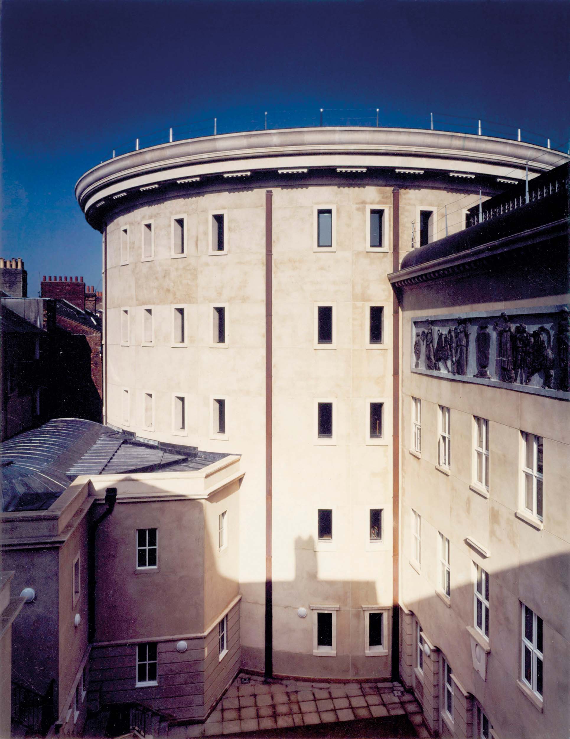 In practice: Will we soon see the end of the sash window?