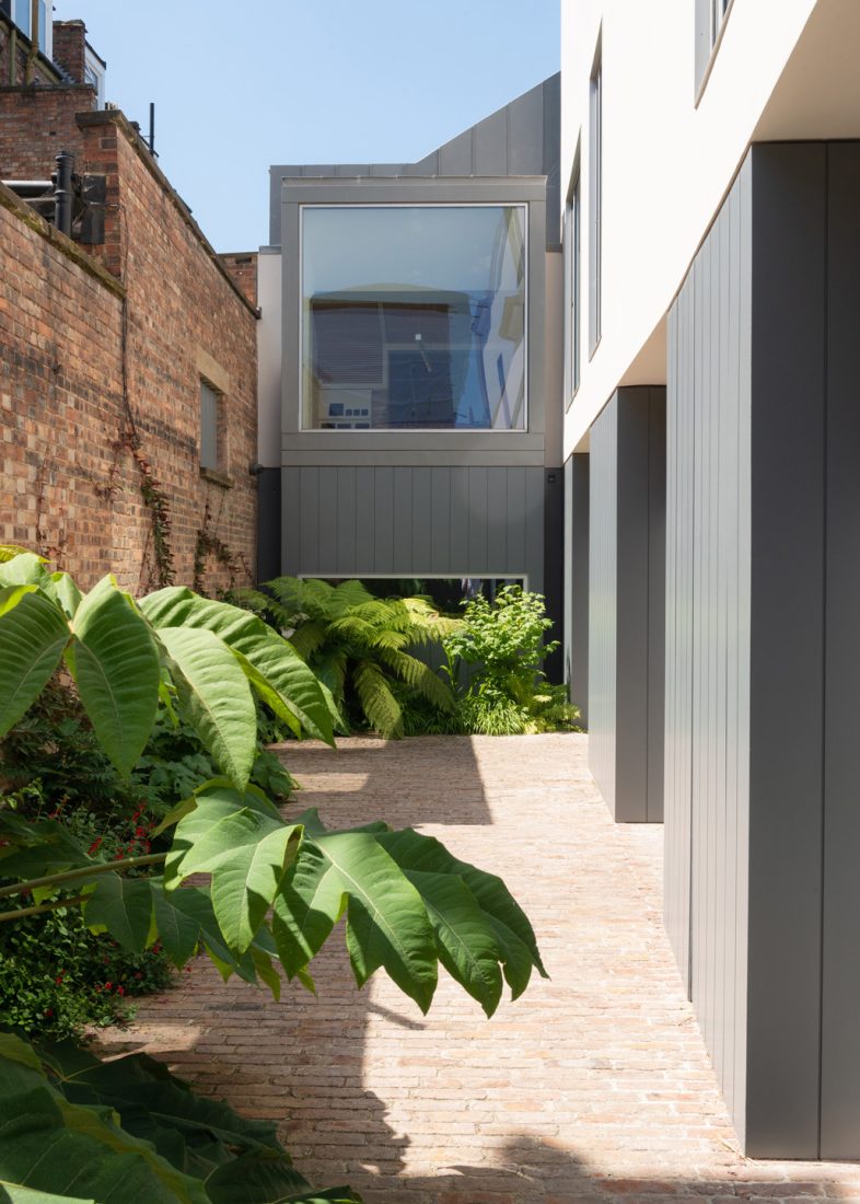 Timothy Hatton Architects transforms sculpture foundry into its new studio