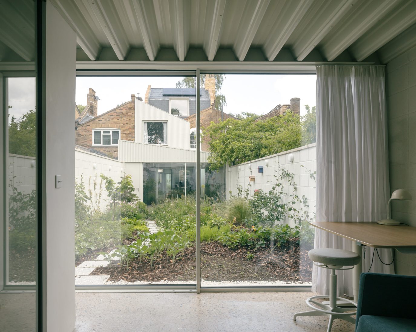 Pashenko Works revamps Victorian terrace house in Camberwell