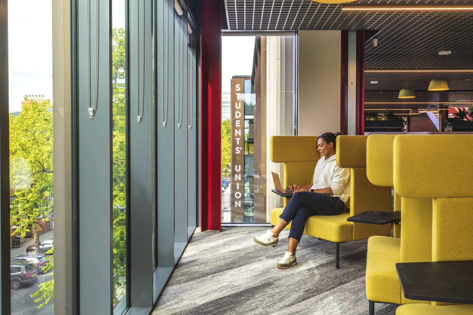 Hawkins\Brown and RPP’s students’ union at Queen’s University Belfast opens