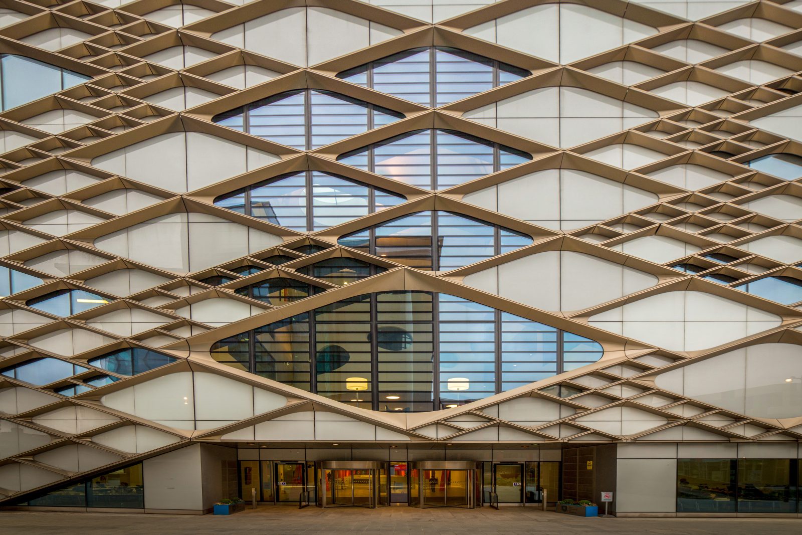 Sheffield University reveals winner of £37m teaching lab contest