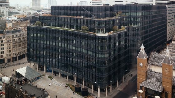 RIBA Stirling Prize 2022 films: 100 Liverpool St by Hopkins