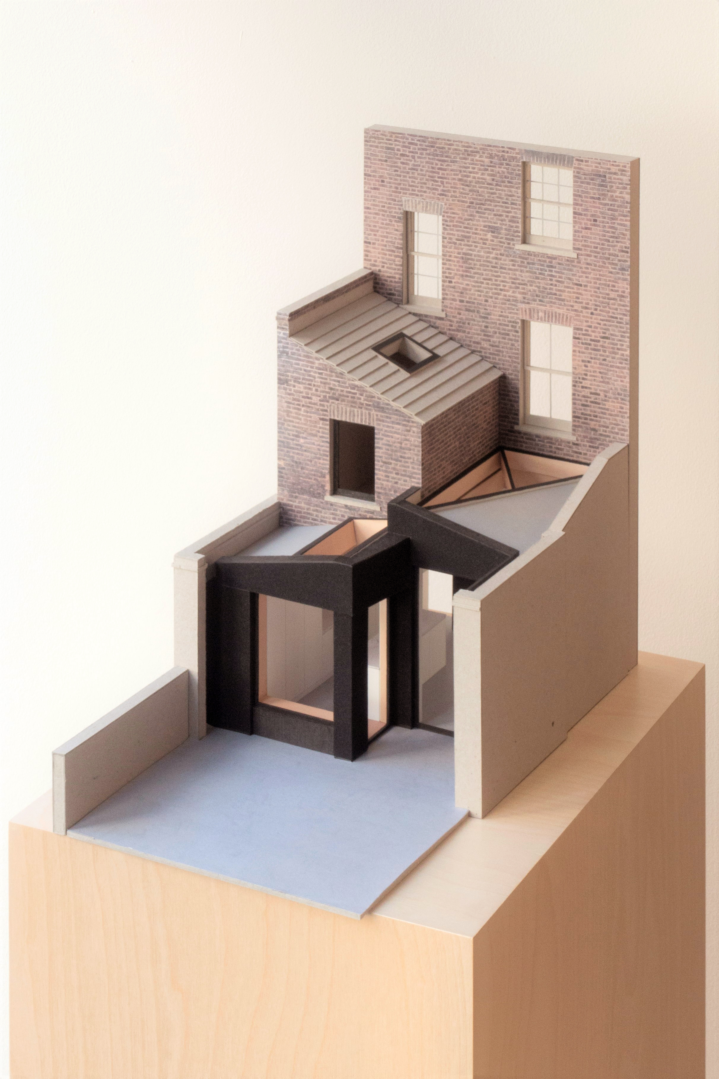 Whittaker Parsons completes cork-rendered extension to Hackney townhouse