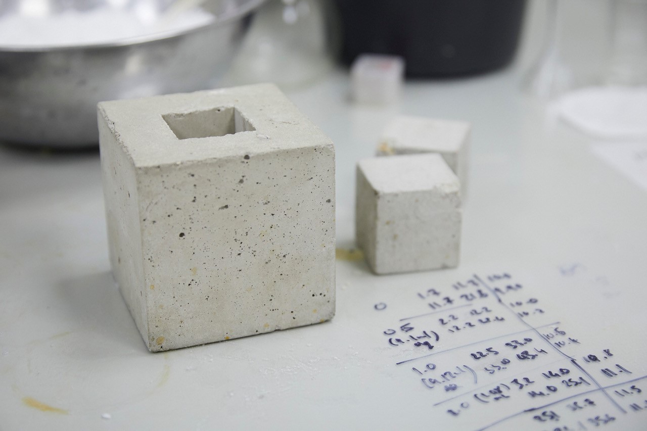 Carbon-neutral concrete prototype wins €100k architecture prize for UK ...