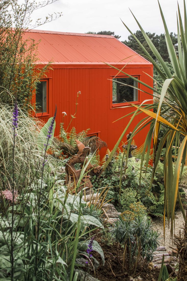 COAL completes agricultural-style extension to Cornish cottage