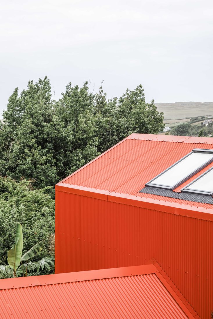 COAL completes agricultural-style extension to Cornish cottage