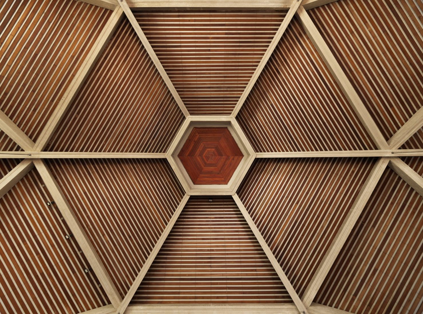 Chippenham church with 1960s Frank Roper artworks listed