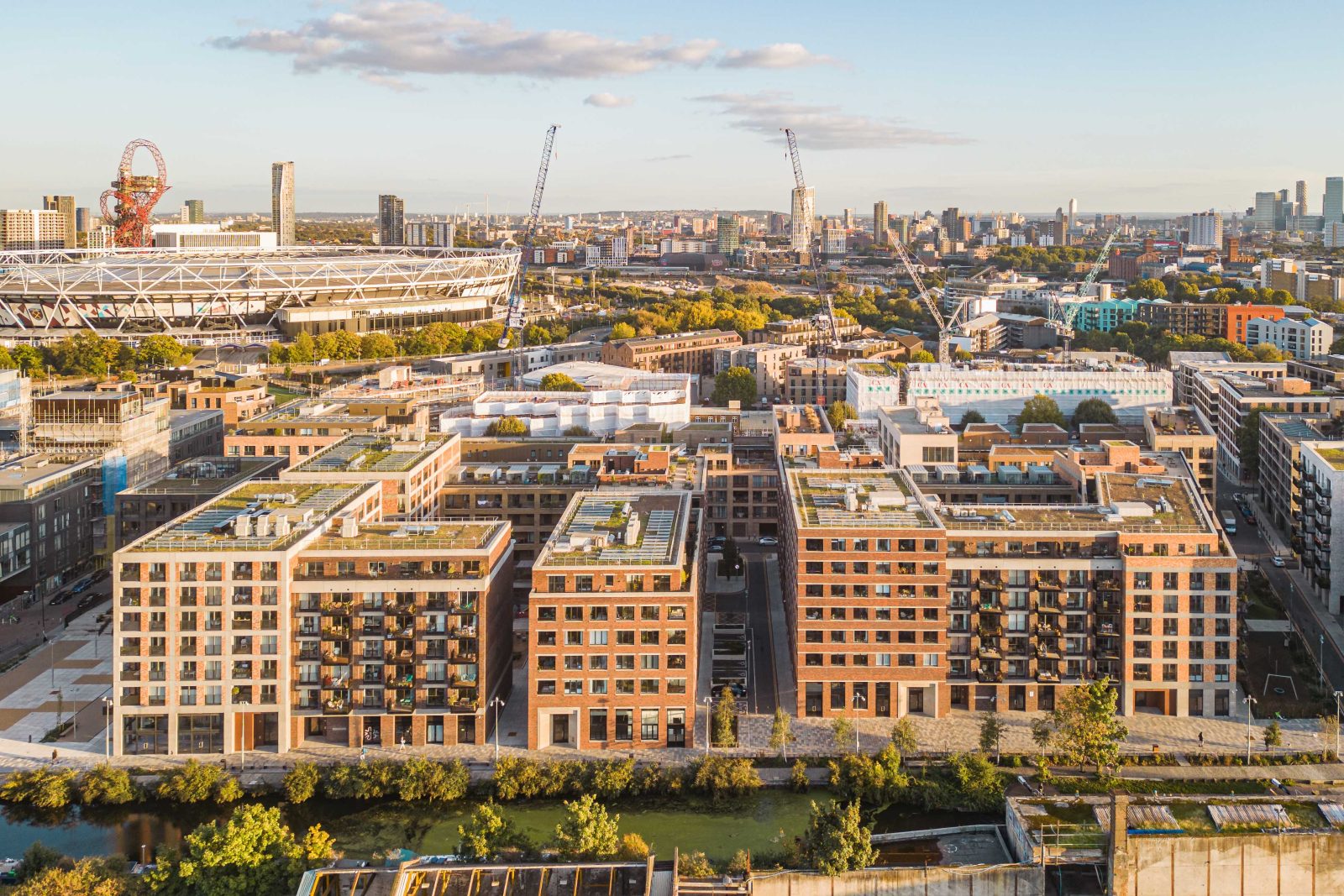 Haworth Tompkins completes final phase of Fish Island Village