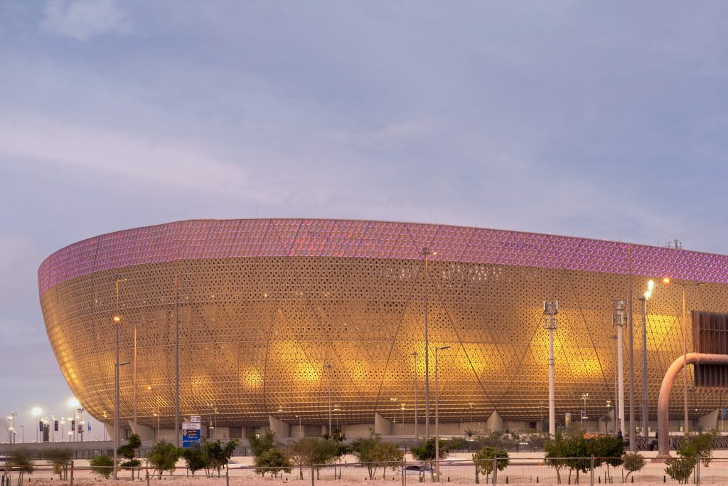 Foster + Partners distances itself from Qatar controversies over ...