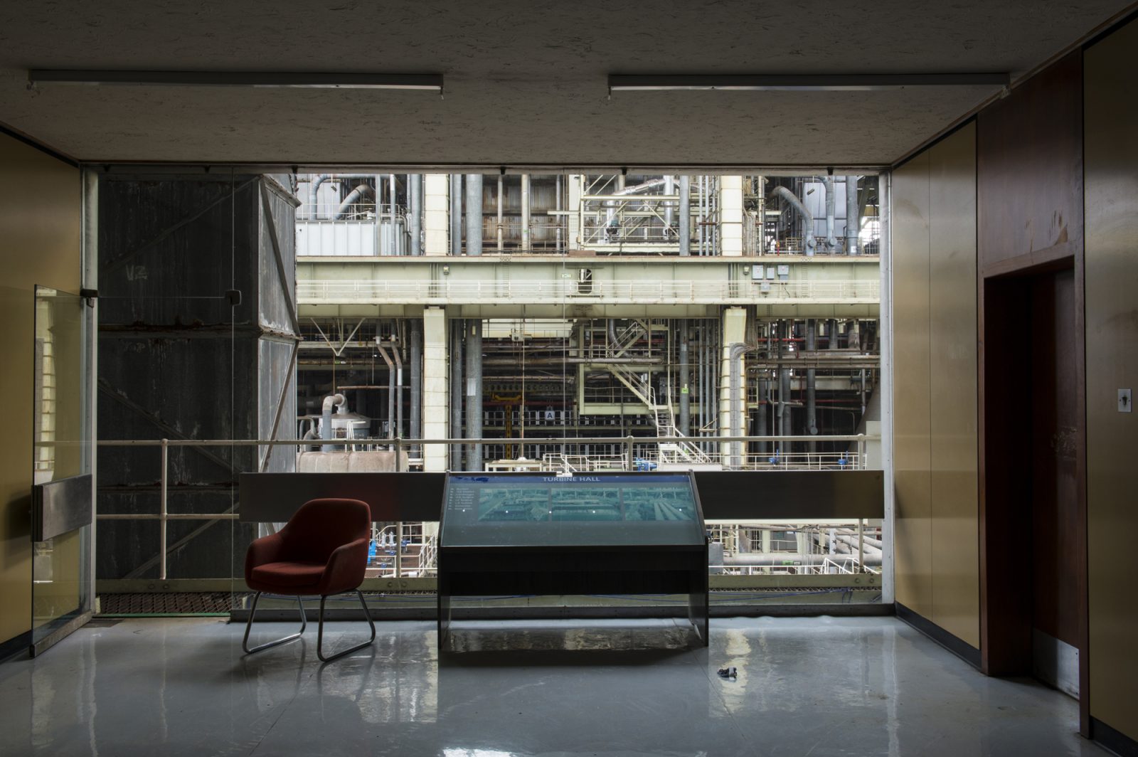 Documenting the dismantling of a power station