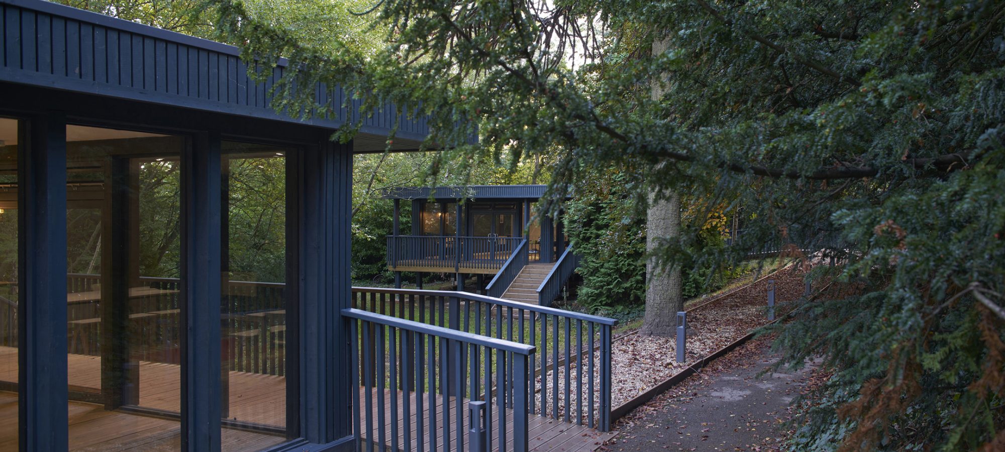 BAL Architecture creates timber pavilions as students’ woodland retreat