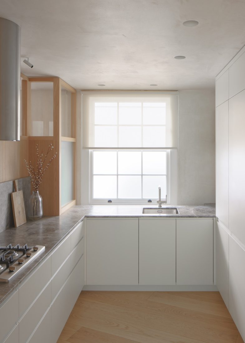 Unagru reworks a house for a cellist in London