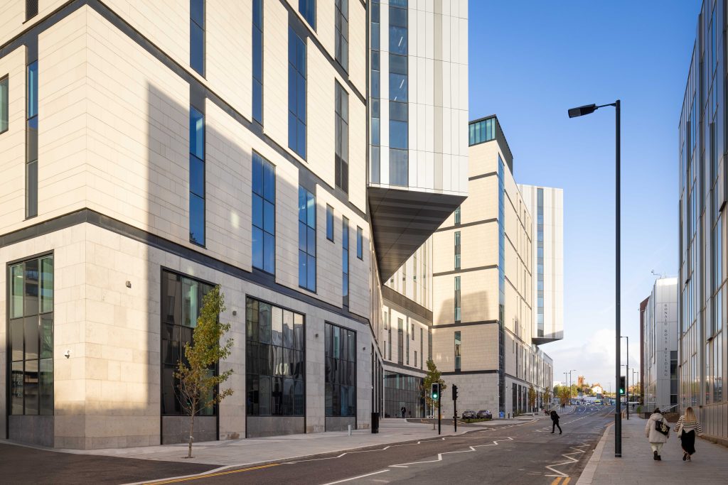 HKS and NBBJ’s delayed £1 billion Royal Liverpool Hospital finally opens