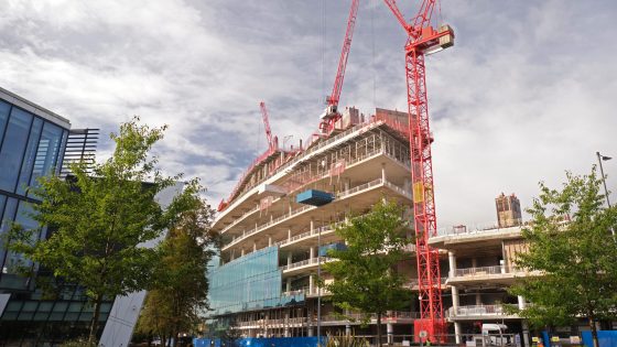 Architects welcome new NHS rules on net zero buildings