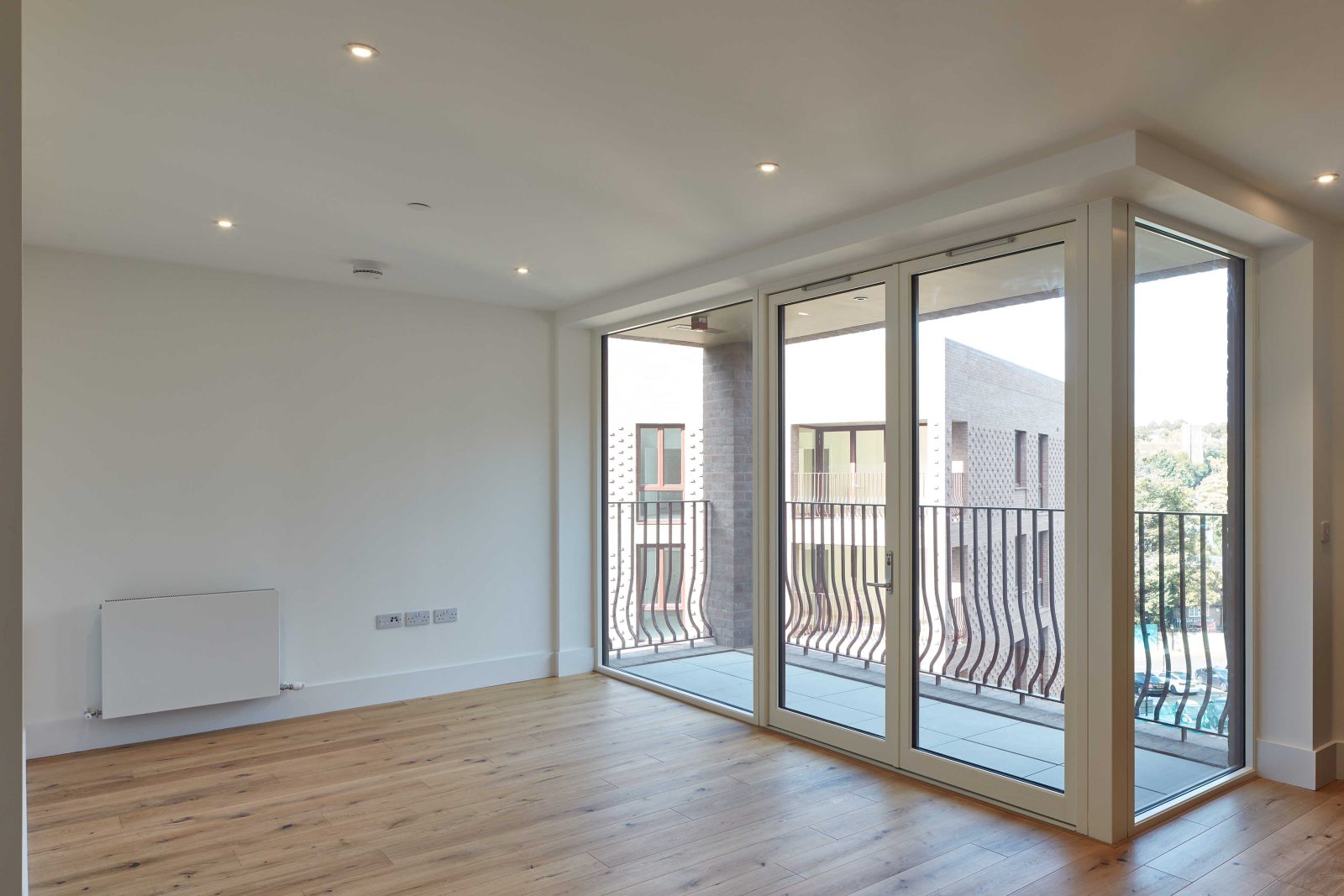 Mary Duggan and RUFF complete ‘pavilions in park’ housing in Croydon